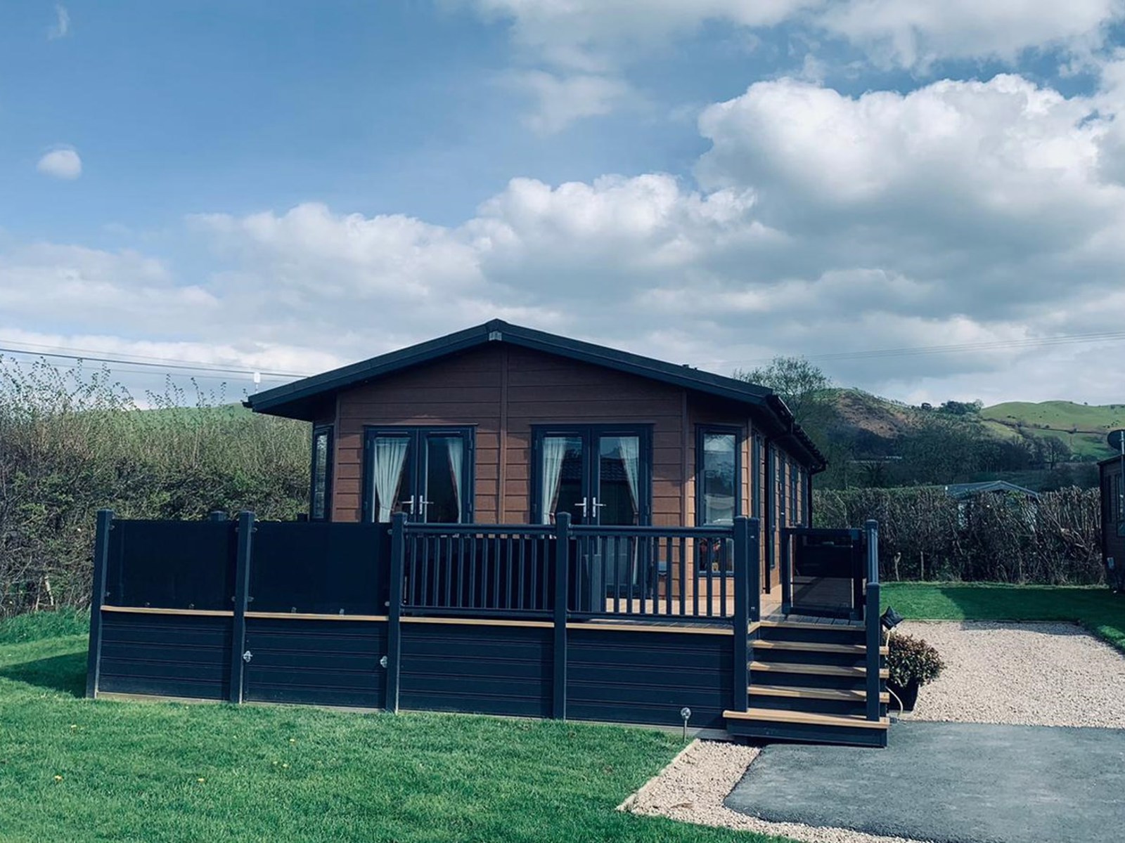 Premium Lodges | Maesmawr Farm Resort